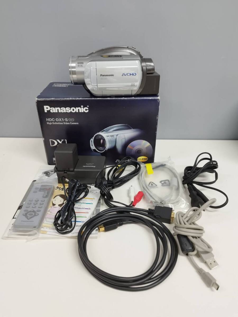 Yahoo!オークション - 【良品】Panasonic HDC-DX1-S デジタルビデオカ...