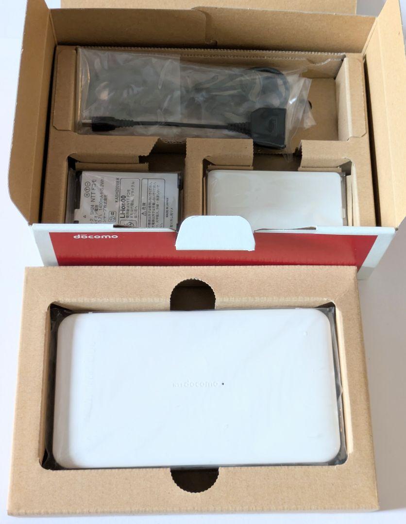 Yahoo!オークション - docomo ドコモ SHARP スマートフォン LYNX SH-10...