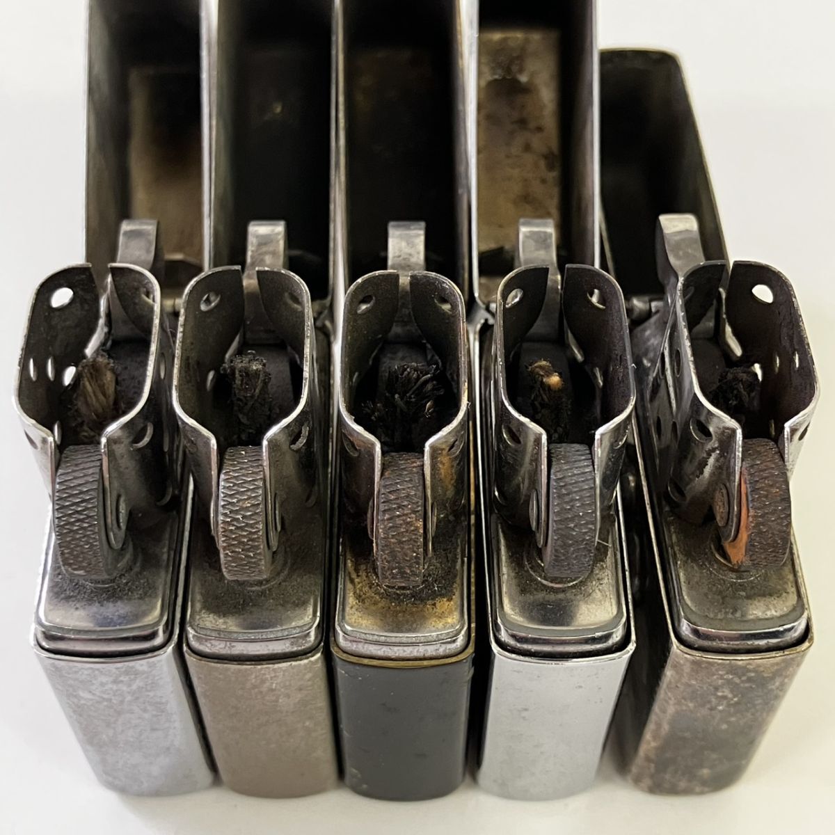 Yahoo!オークション - B026- Zippo ジッポ まとめ売り 5点セット ブラ...