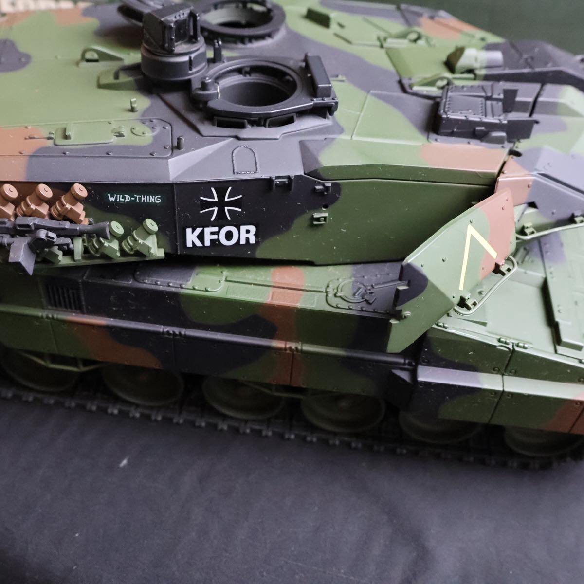 Yahoo!オークション - 東京マルイ レオパルド 2A5 戦車 ラジコン 1/24 ...