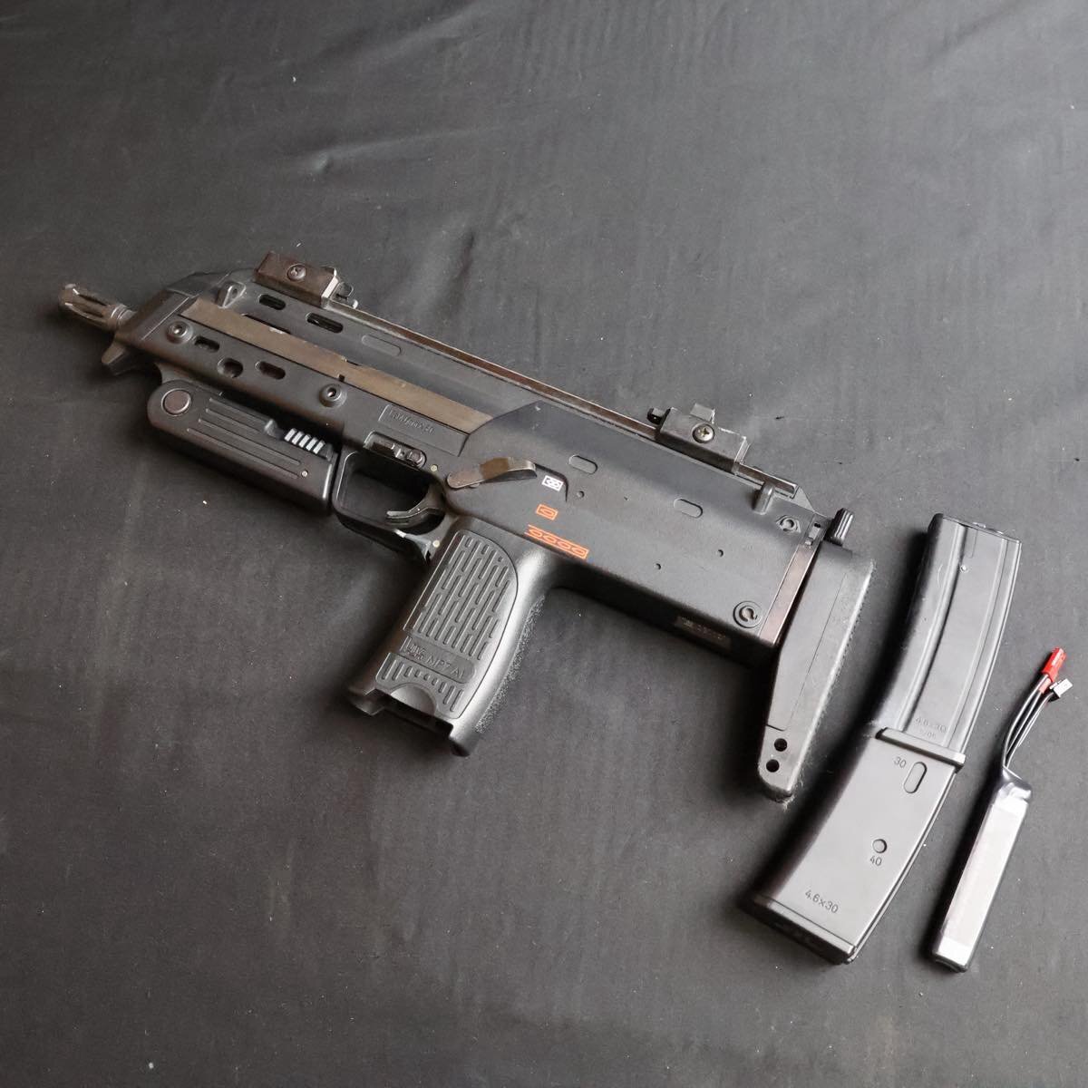 Yahoo!オークション - 東京マルイ MP7A1 電動ガン ブラック サブマシン...