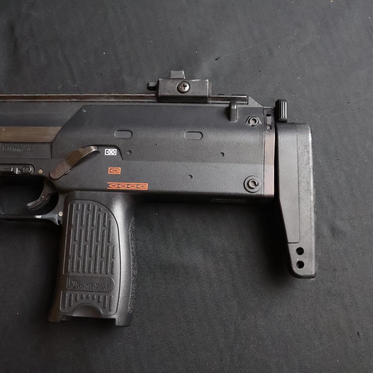 Yahoo!オークション - 東京マルイ MP7A1 電動ガン ブラック サブマシン...