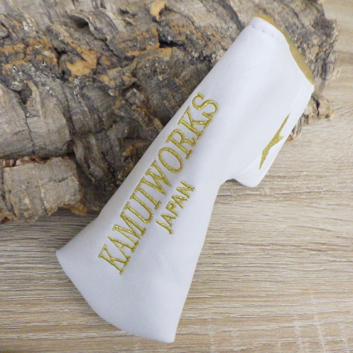 Yahoo!オークション - レザー調 パターカバー ホワイト ブレードタイプ...