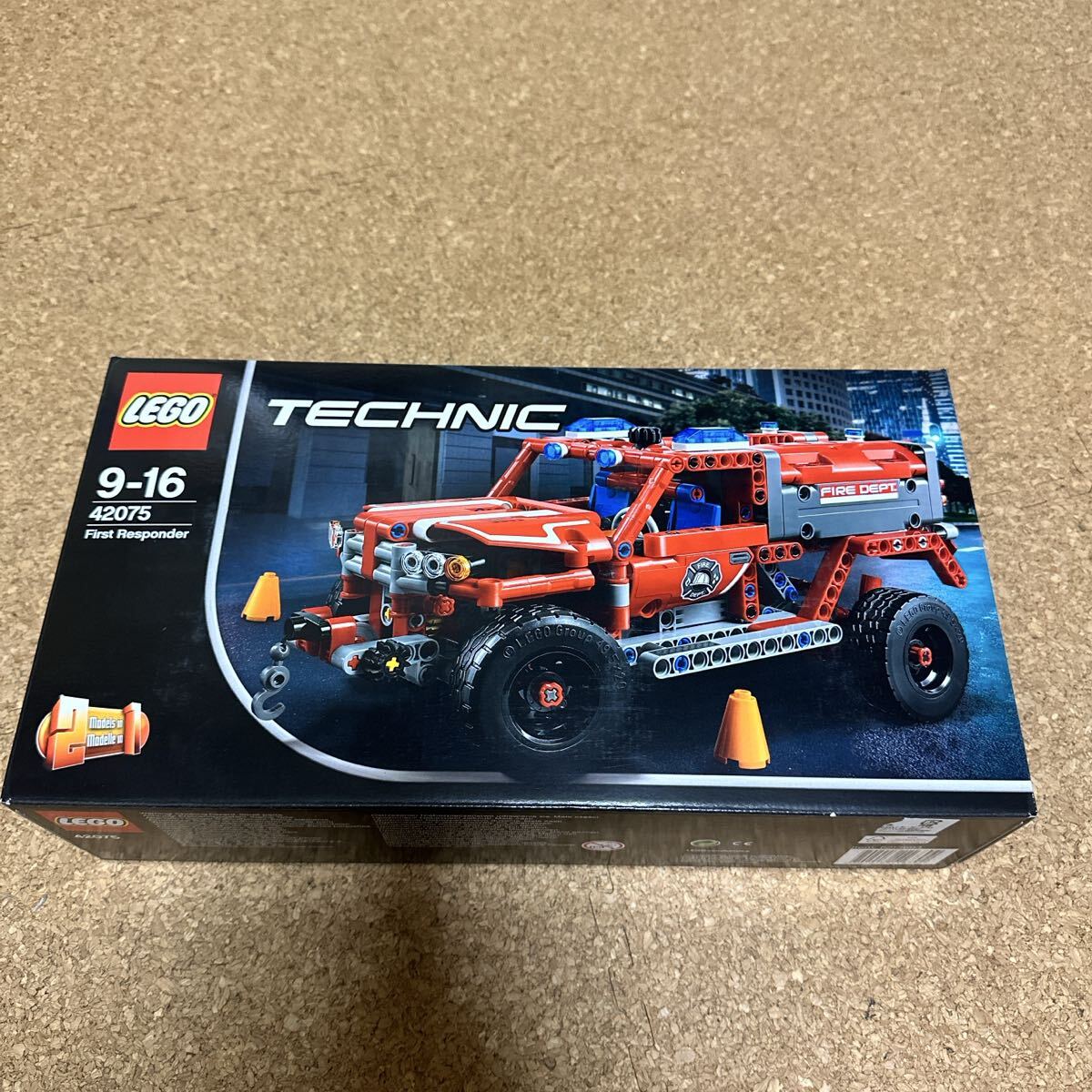 Yahoo!オークション - 日本正規品 レゴ(LEGO) テクニック 緊急救助車 4...