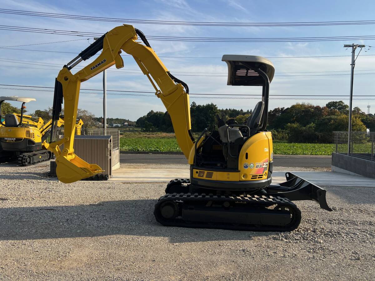 Yahoo!オークション - ユンボ ヤンマー B3-6A 3t クラス 油圧ショベル ...