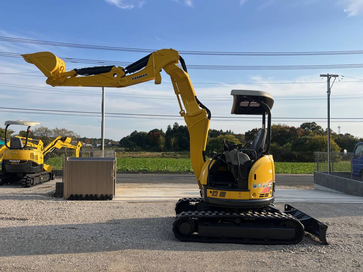 Yahoo!オークション - ユンボ ヤンマー B3-6A 3t クラス 油圧ショベル ...