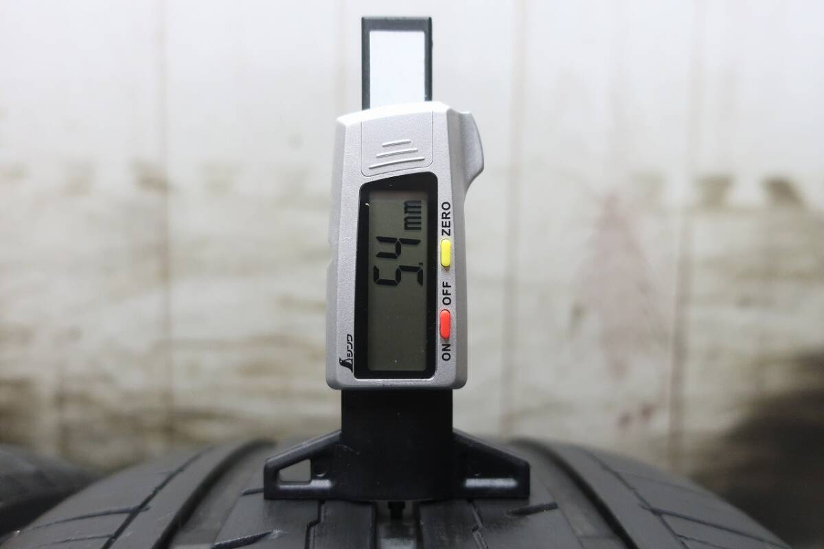 Yahoo!オークション - 良好 2022年製 ヨコハマ ブルーアース ES32 215/...