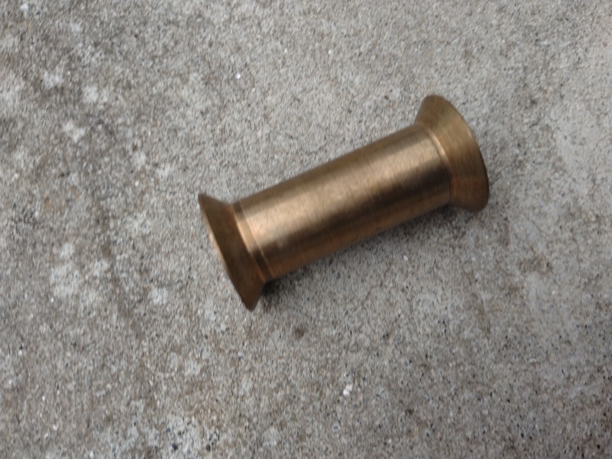 Yahoo!オークション - カワサキ Z1Z2真鍮製エンジンハンガー用カラ...