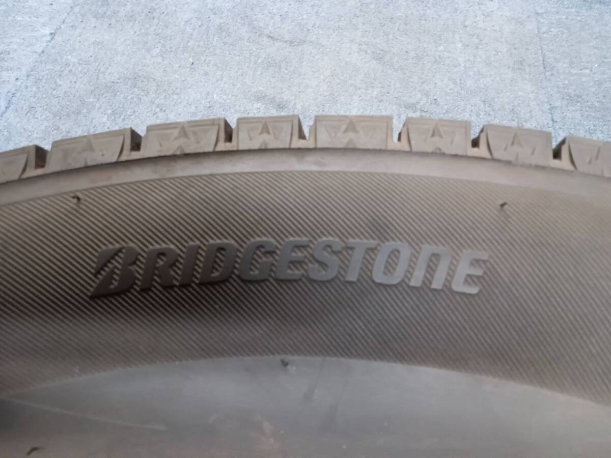 Yahoo!オークション - 9.5分山 24年製 ブリヂストンBLIZZAK VRX3 215/...