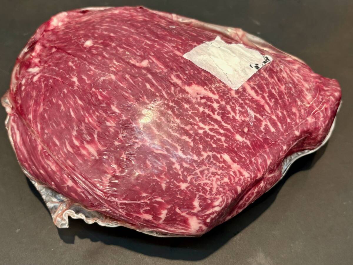 Yahoo!オークション - 岩手県産 黒毛和牛ランプ/チルド 1.9kg 切るだけ...