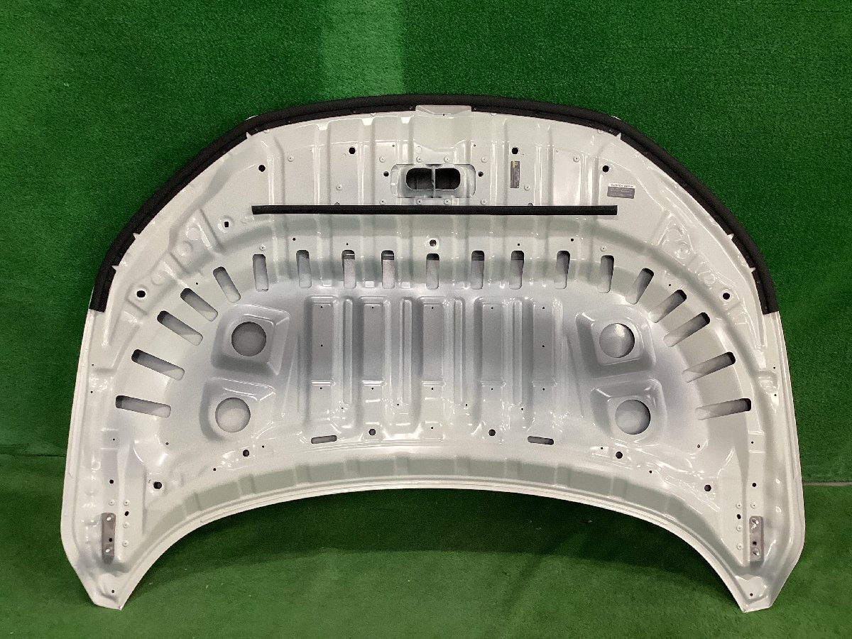 Yahoo!オークション - 日産 エクストレイル T33/SNT33 ボンネット 純正...