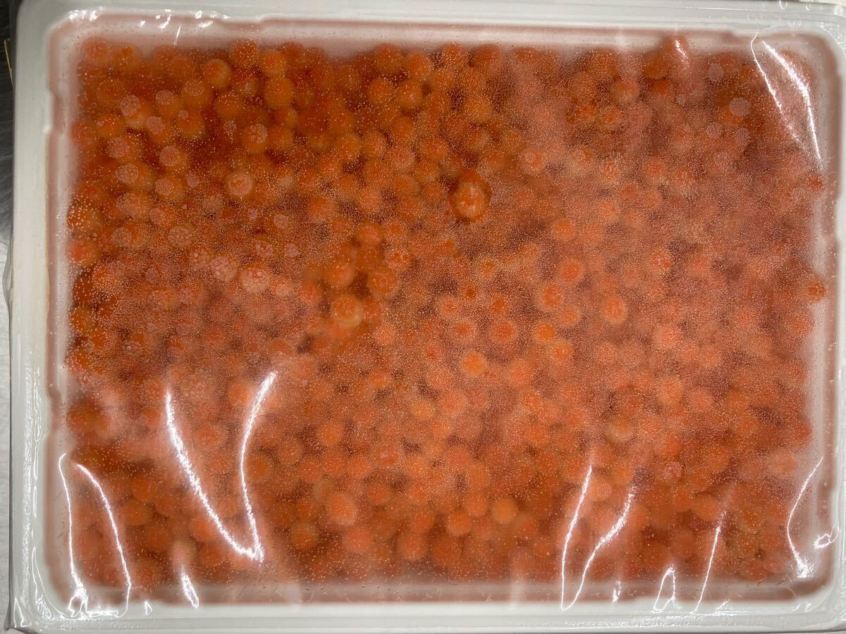 Yahoo!オークション - 1kg 北海道産 いくら醤油漬け 発送2〜3日後 魚介...