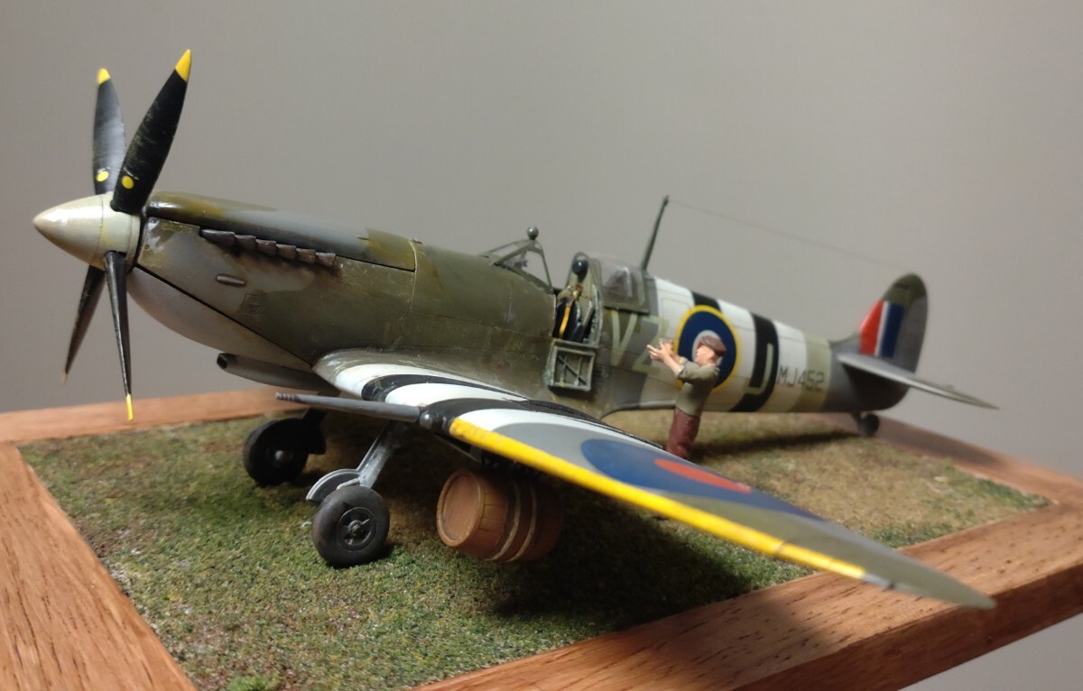 Yahoo!オークション - スピットファイアMk.9C ビアーデリバリー SPITF...