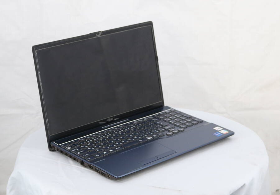 Yahoo!オークション - FUJITSU FMVA58E3LN LIFEBOOK AH58/E3 Core i7 1...