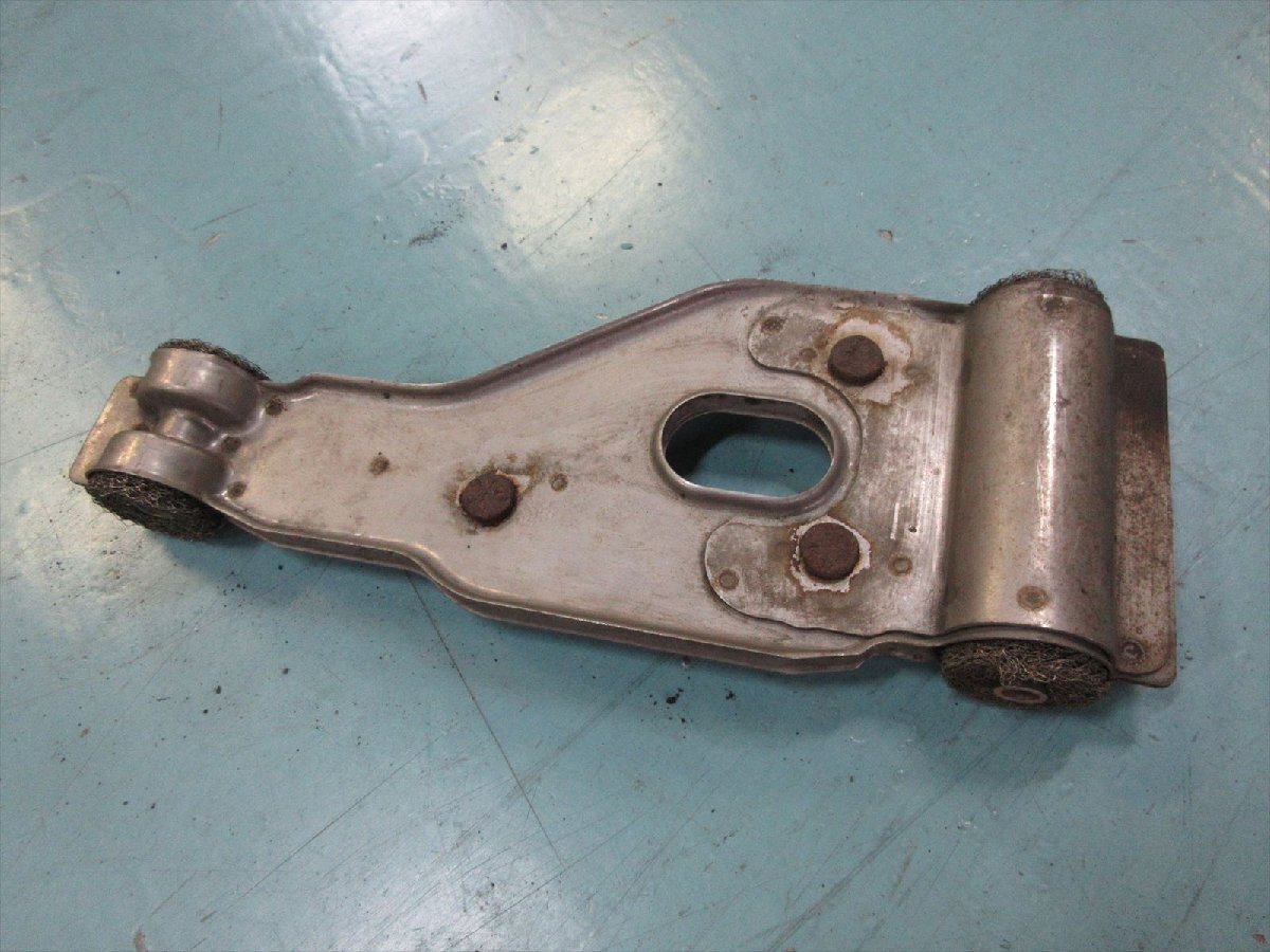 Yahoo!オークション - #862 ポルシェ997純正マフラー用サポートブラケ...