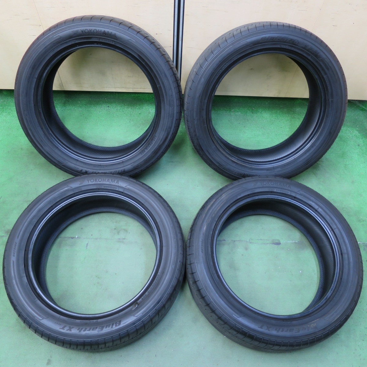 Yahoo!オークション - バリ溝 22年 9分 225/55R19 ヨコハマ BluEarth-X...