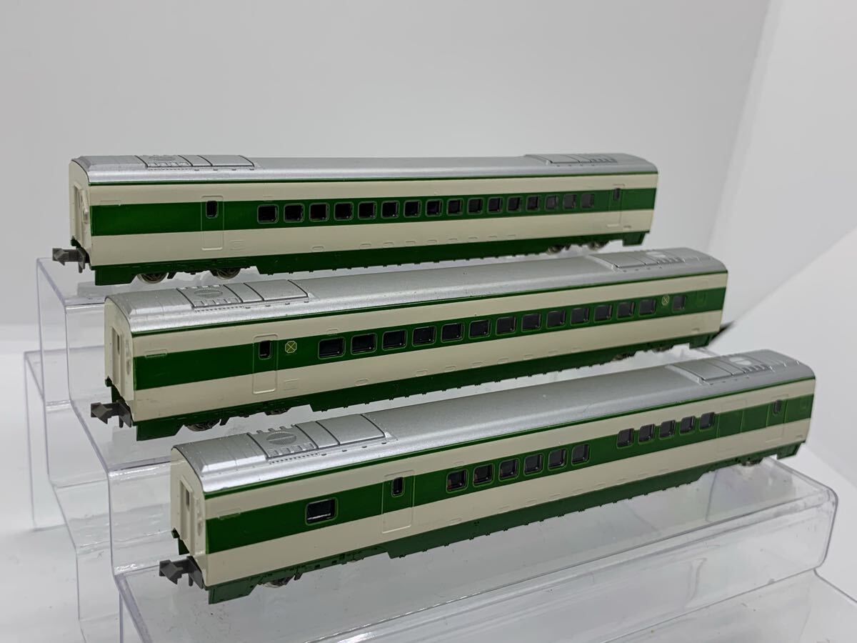 Yahoo!オークション - パンタ無し中間車 3両 まとめて KATO 200系 新幹...