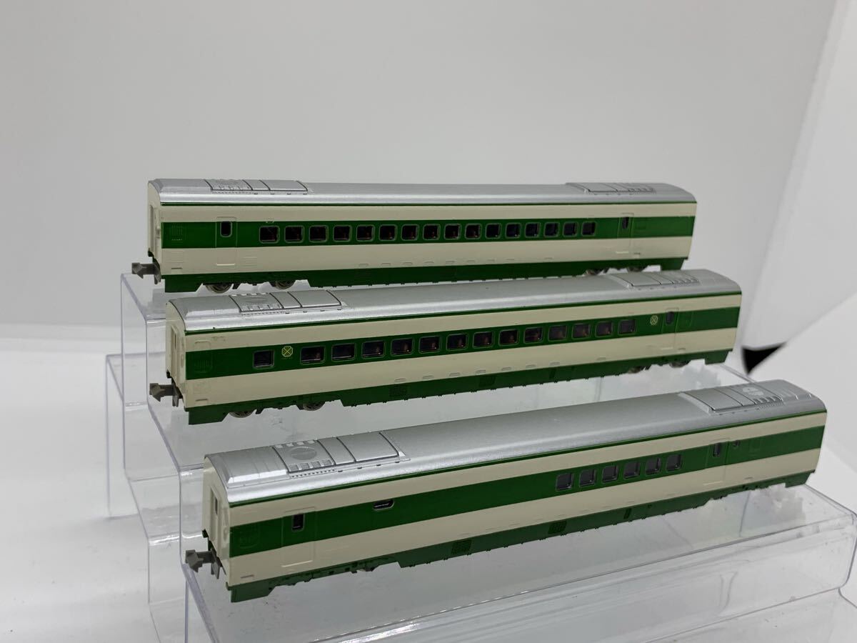 Yahoo!オークション - パンタ無し中間車 3両 まとめて KATO 200系 新幹...