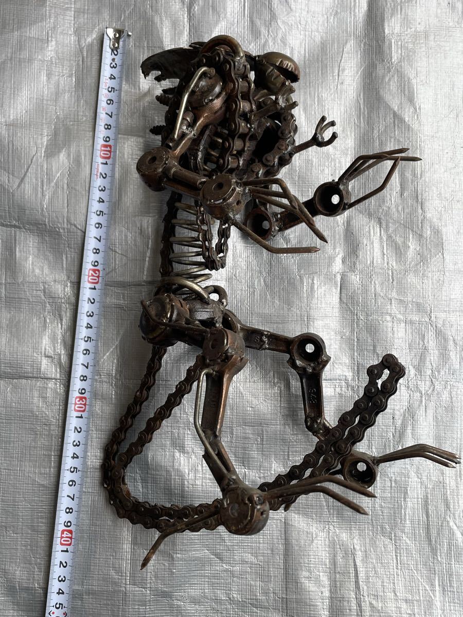 Yahoo!オークション - 【重量2.2kg】金属アート 彫刻 オブジェ チェー...