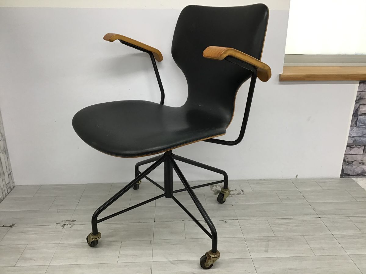 Yahoo!オークション - 営TT527-200B TENDO 天童木工 カブトチェア 剣...