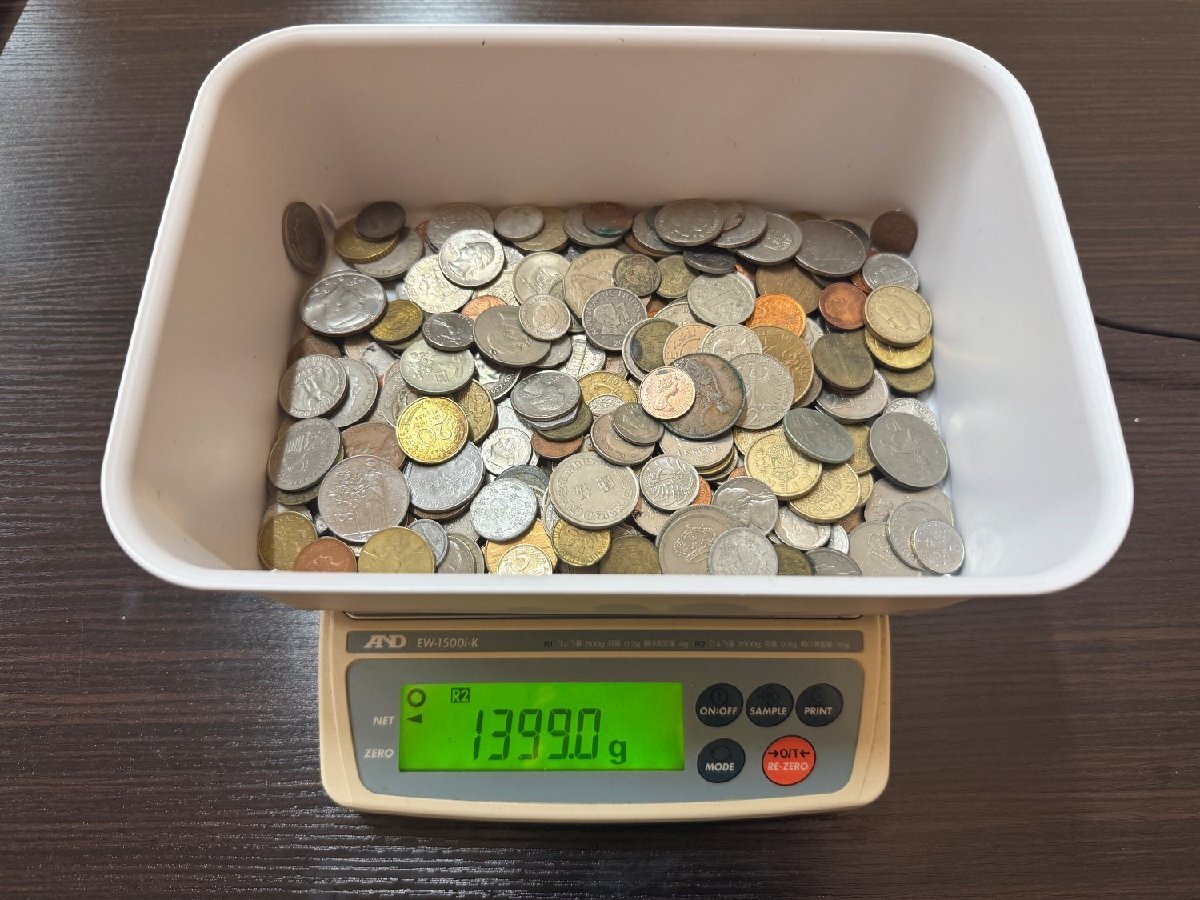 Yahoo!オークション - 世界の貨幣おまとめセット 2.7kg以上確約 セント...