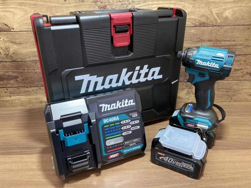 Yahoo!オークション - 011 未使用品・即決価格 makita マキタ 40Vmax充...