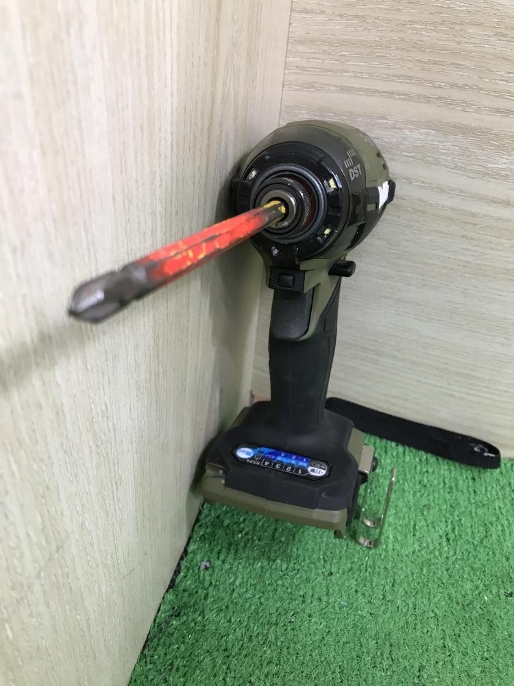 Yahoo!オークション - 012 おすすめ品 マキタ 40V充電式インパクトドラ...