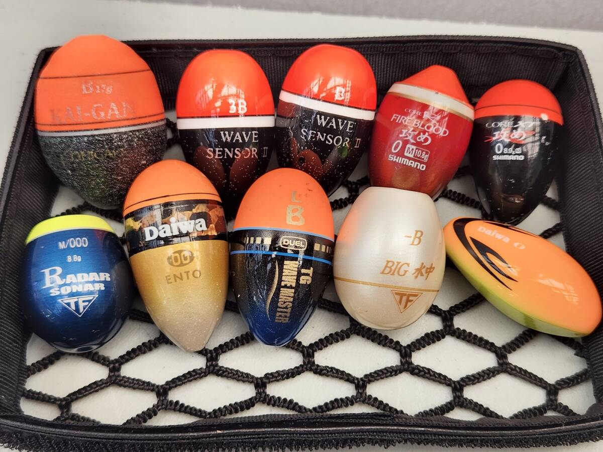 Yahoo!オークション - Daiwa 浮きポーチ ＆ 各種浮き 14個 セット 釣...