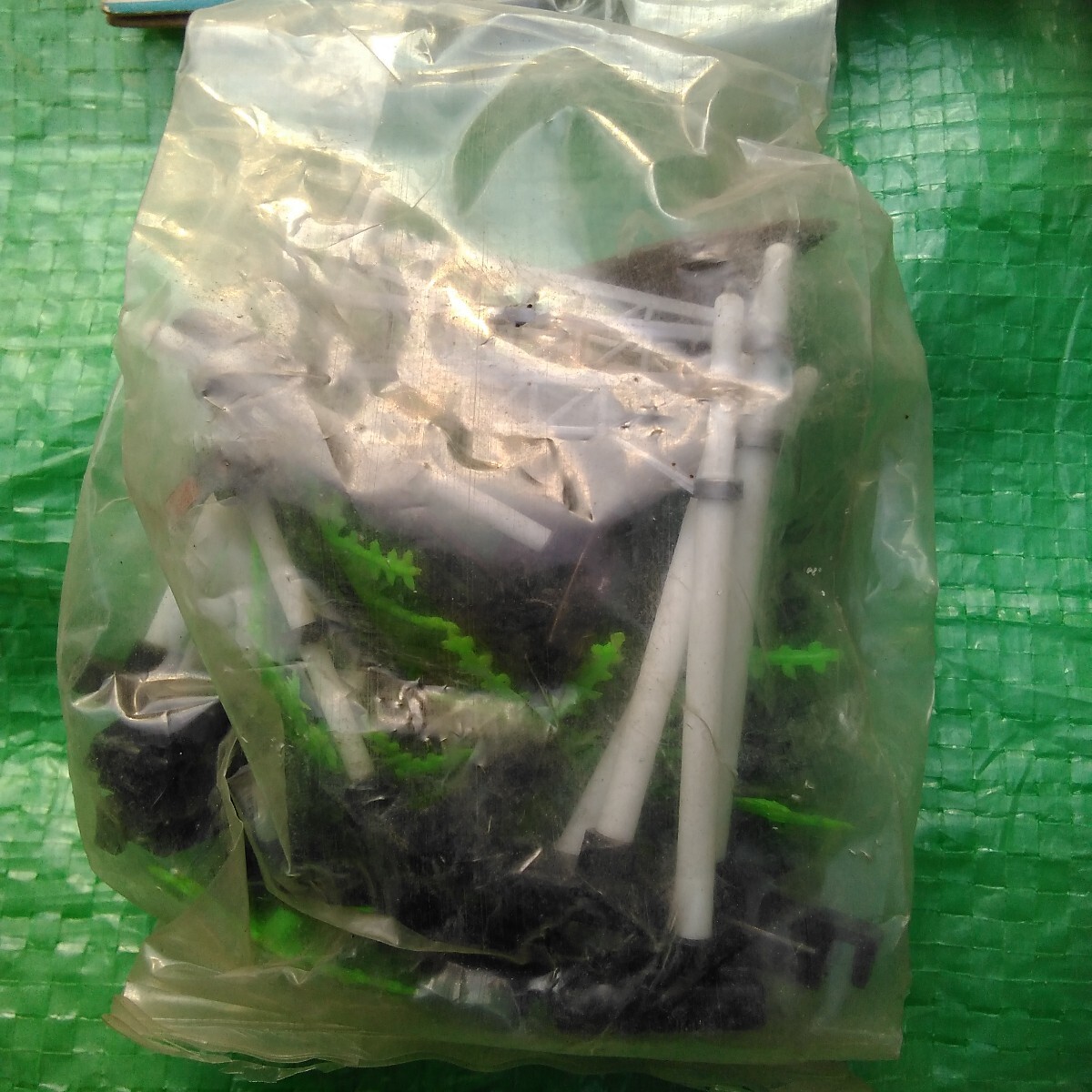 Yahoo!オークション - 未開封 バンダイ 電池で走るミニミニレール ア...