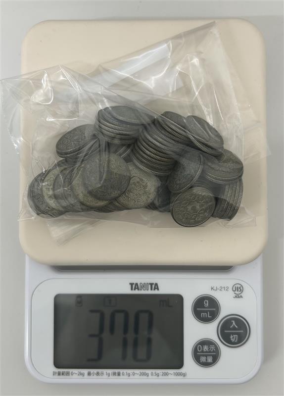 Yahoo!オークション - #2668A 100円銀貨 計652枚 稲穂572枚 鳳凰80枚 ...