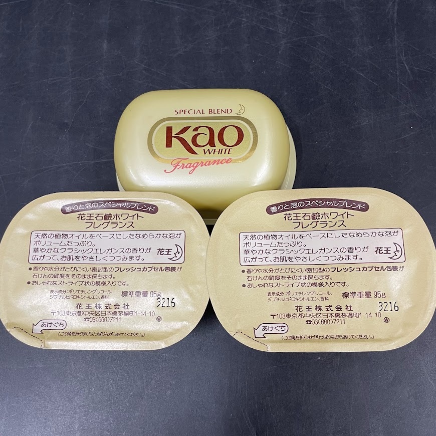 Yahoo!オークション - 【A141-11】 石鹸 まとめ売り COW ( 牛乳石鹸 )/...