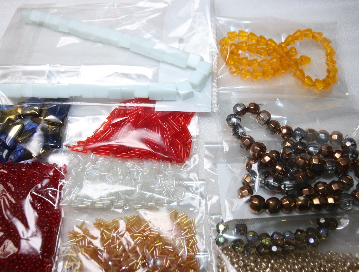 Yahoo!オークション - 【約1kg】No.18・訳ありガラスビーズ