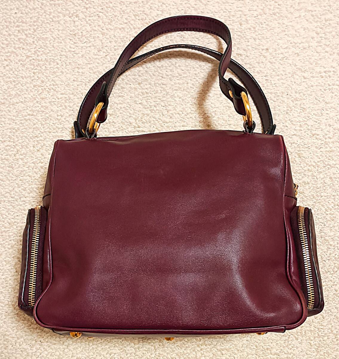 Yahoo!オークション - TOD’S トッズ マルチポケット レザーハンドバ...