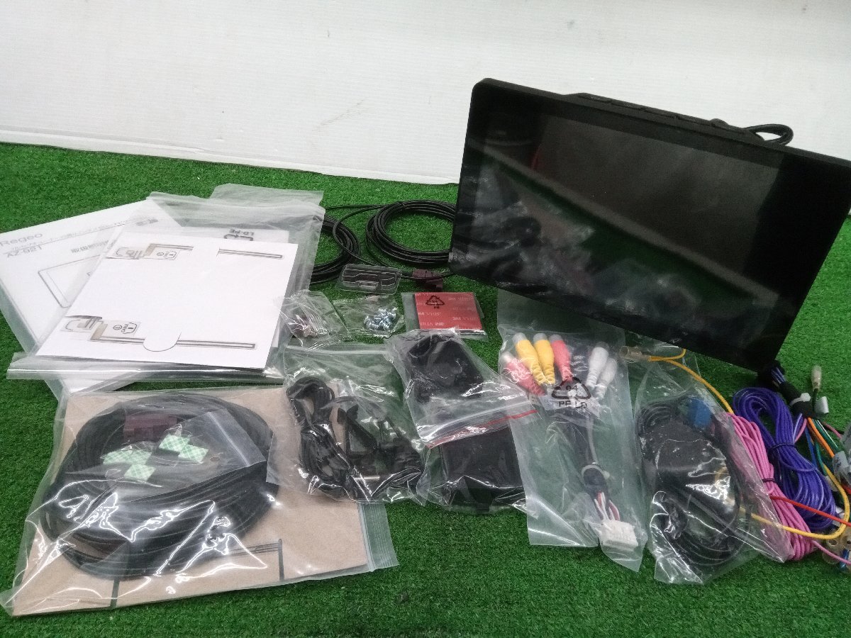 Yahoo!オークション - 展示品 Regeo AZ-921 9型 フローティングカーナ...