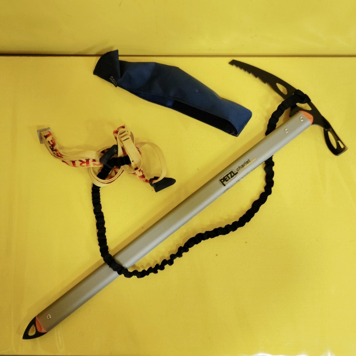 Yahoo!オークション - PETZL アイスアックス ピッケル 登山 登山用品 ...