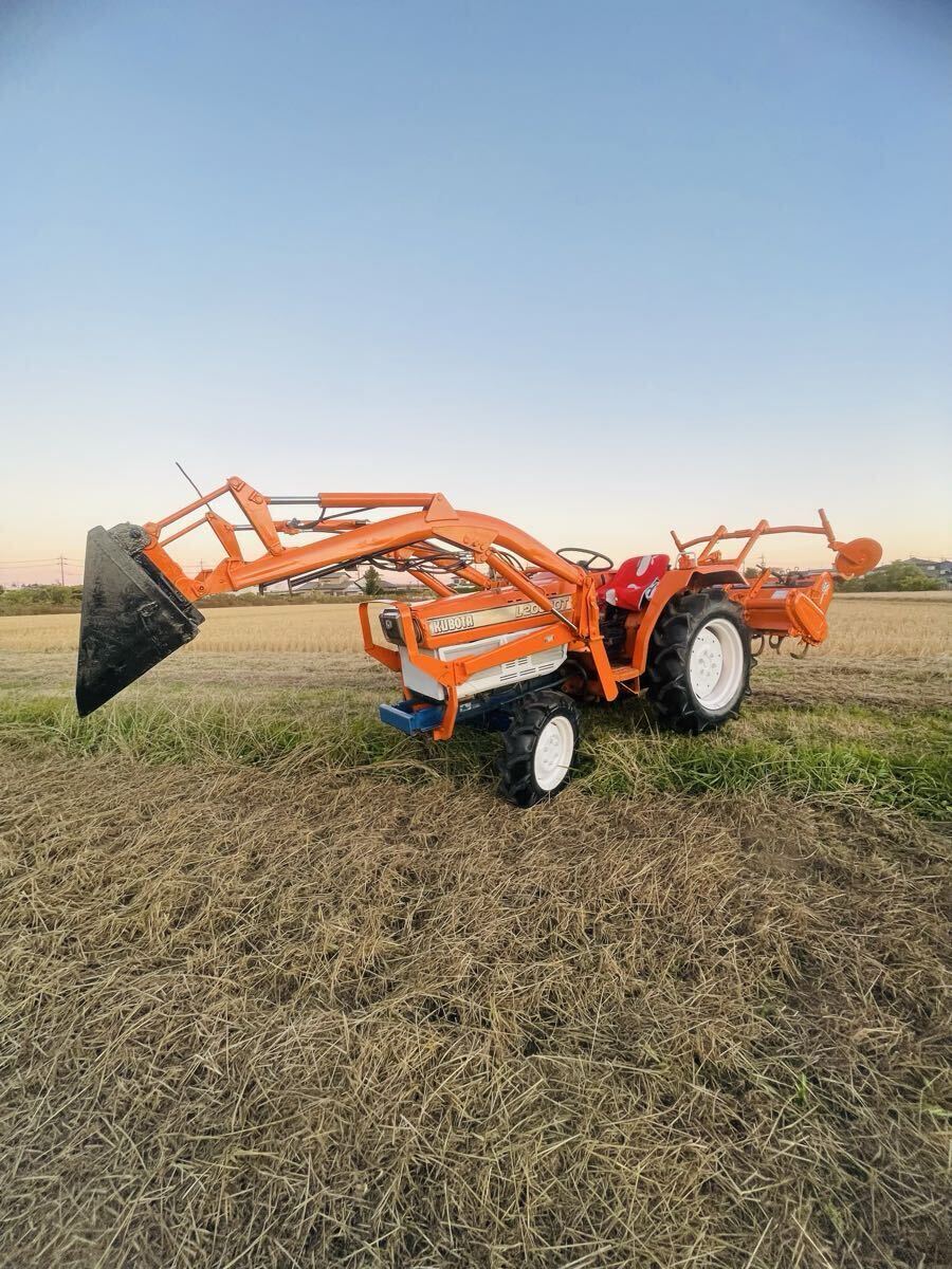 Yahoo!オークション - クボタ トラクター L2002DT 4WD ディーゼル ロー...