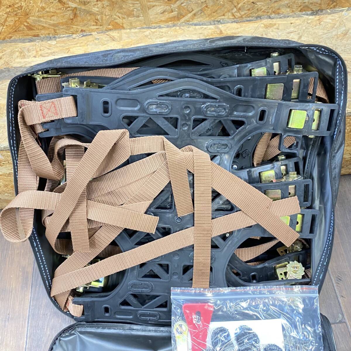 Yahoo!オークション - 送料無料g43604 UPFUN 非金属タイヤチェーン 取...