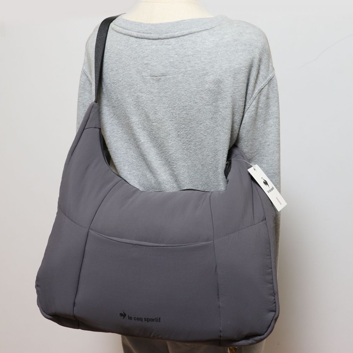 Yahoo!オークション - ルコック le coq sportif 新品 ポケット 収納 ...