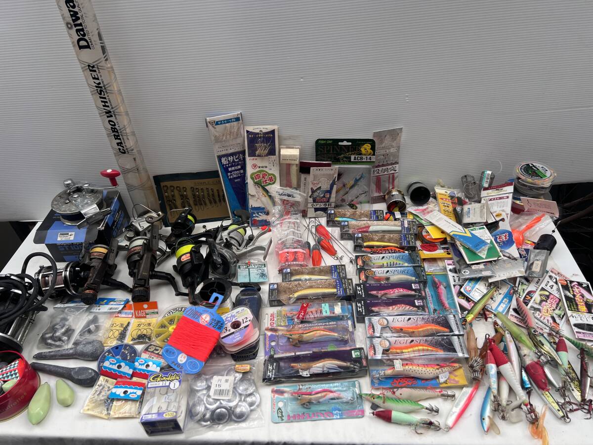 Yahoo!オークション - 大量 未使用多数 釣り具 まとめ売り エギ ルアー...
