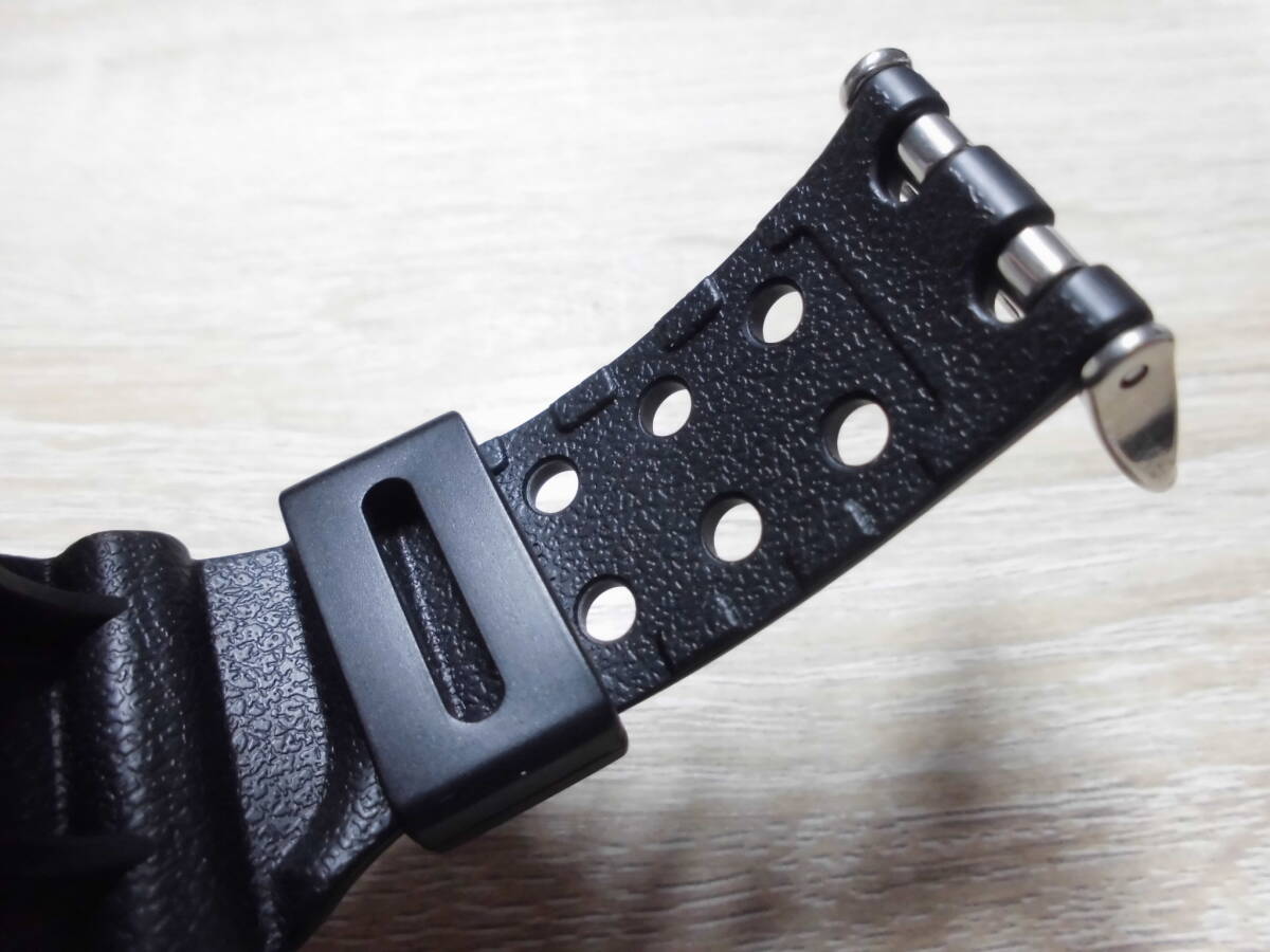 Yahoo!オークション - 未使用 箱 取説付き カシオ ジーショック DW-820...