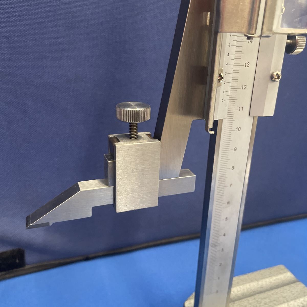 Yahoo!オークション - 即決 中古品 新潟精機 標準ハイトゲージ VHK-15 ...