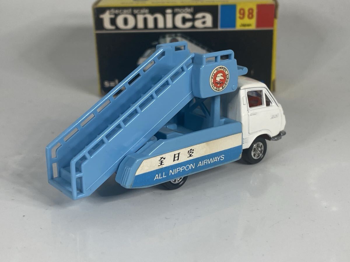 Yahoo!オークション - トミカ 98-1-13 全日空 タラップカー ( 1E ホイ...