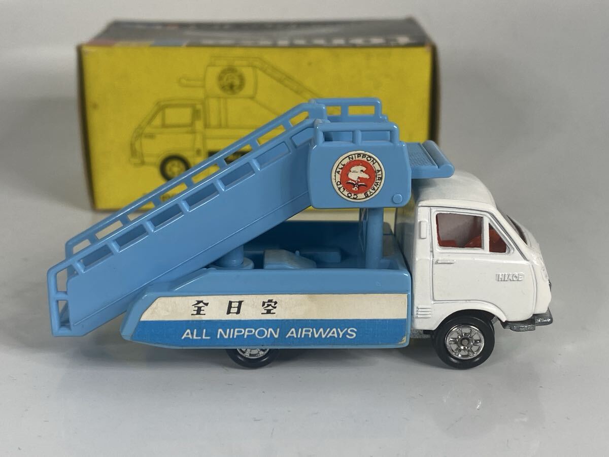 Yahoo!オークション - トミカ 98-1-13 全日空 タラップカー ( 1E ホイ...