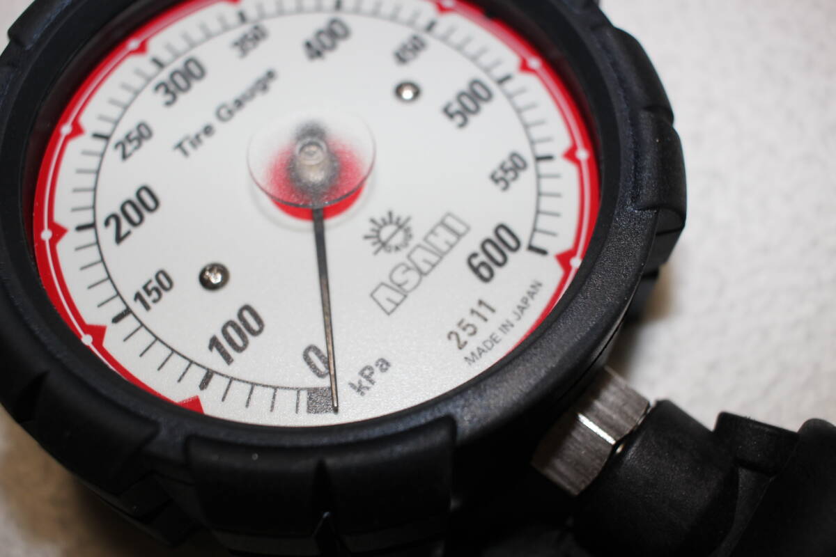 Yahoo!オークション - タイヤゲージ エアゲージ ゲージボタルEX AGE-60...