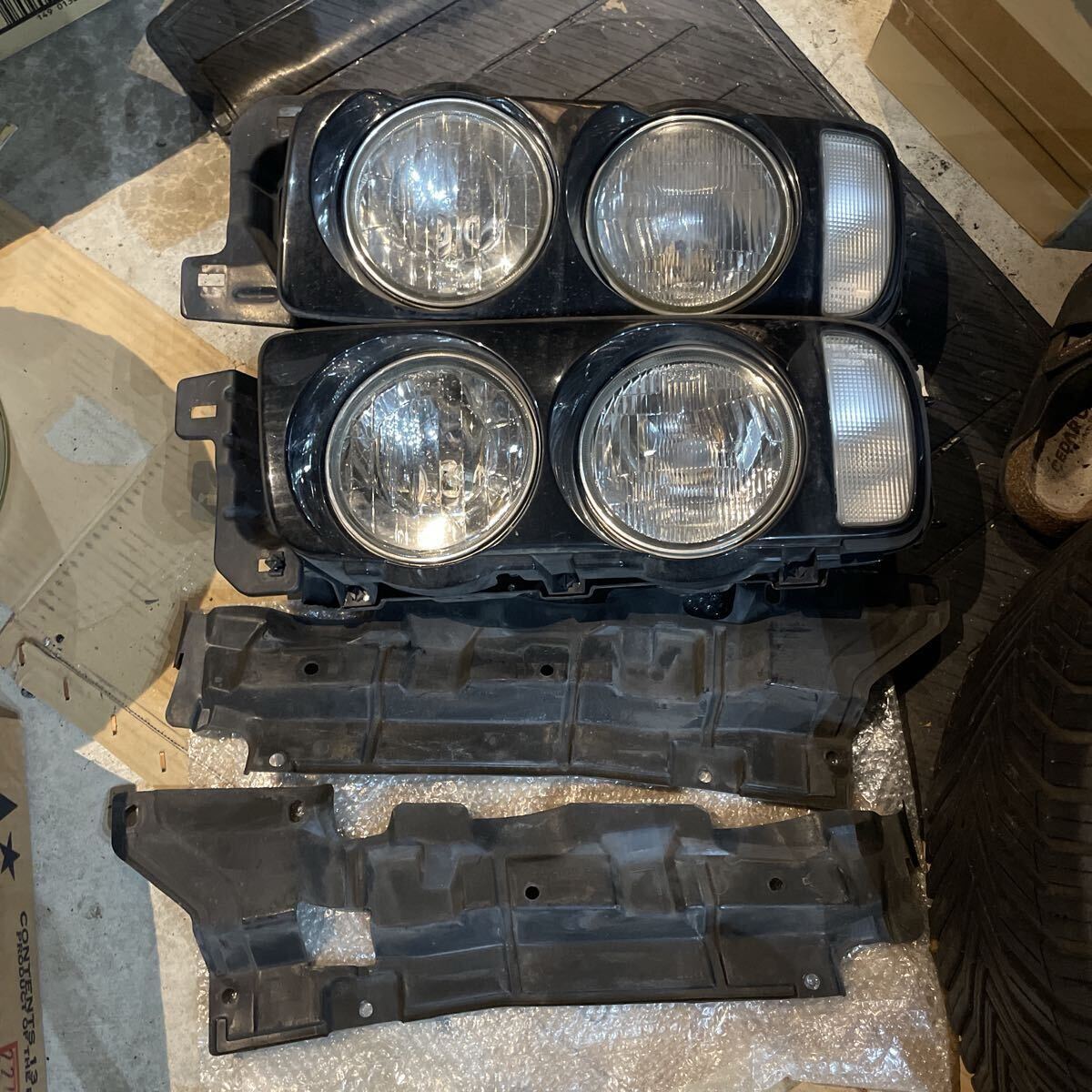 Yahoo!オークション - 日産 y32 グロリア 後期 ヘッドライト 動作品 セ...