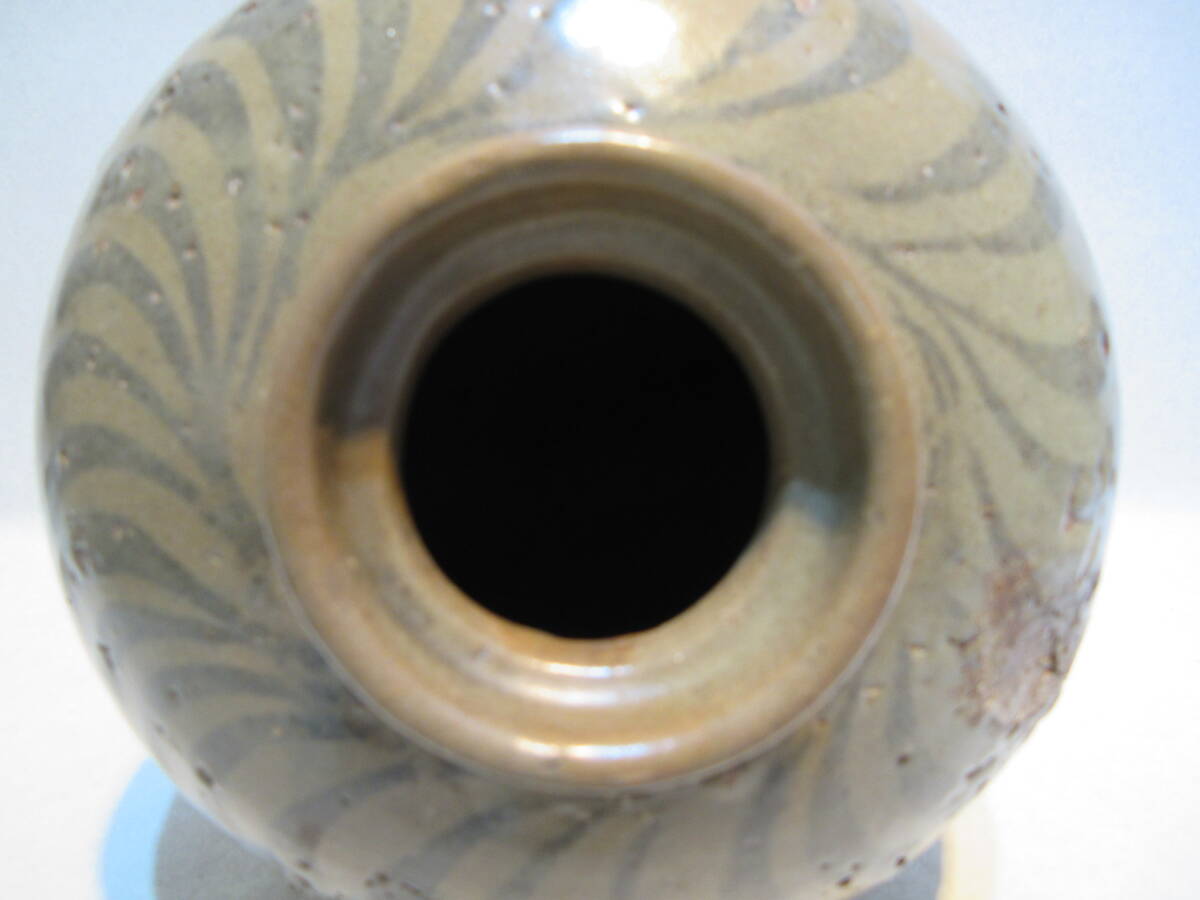 【樂淘letao】日本代購代標第一品牌－T3008 李朝 12世紀 高麗青磁 絵高麗梅瓶 箱付き 高24．8cm