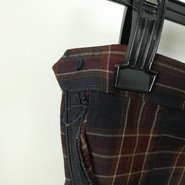 Yahoo!オークション - 1円 スクールスカート 夏物 w63-丈51 チェック ...