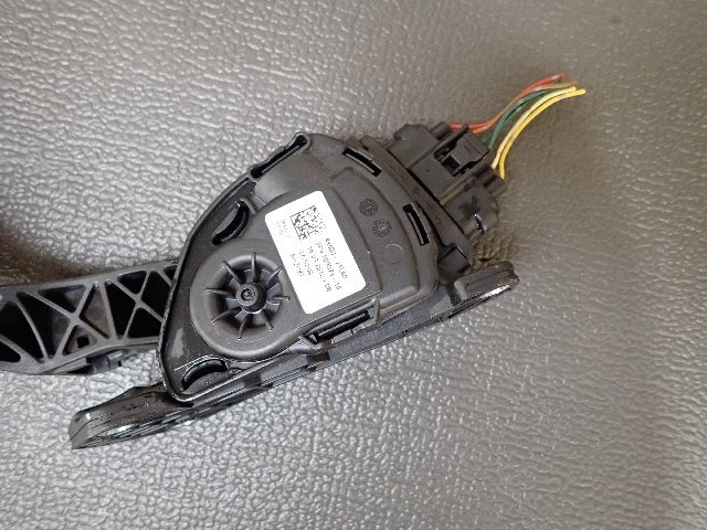 Yahoo!オークション - ZC32S スイフトスポーツ MT/純正アルミペダルカ...