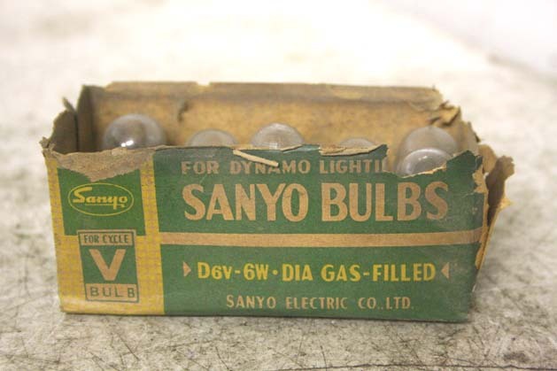 Yahoo!オークション - 6V 6W電球10個 検ホンダスポカブC110C100C200CS9...