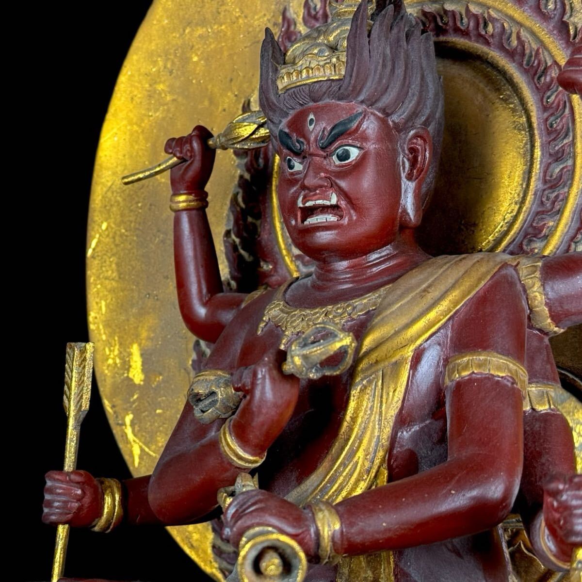 Yahoo!オークション - 仏教美術 木彫 彩色 愛染明王像 坐像 高さ52㎝
